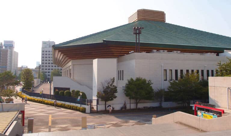 Sumo in Japan: When, Where & How To Experience Sumo