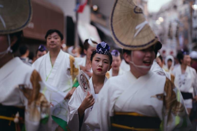 Japanese Etiquette Tips & Taboos - Boutique Japan